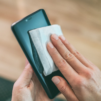 How To Properly Disinfect Your Smart Phone - The National Digest