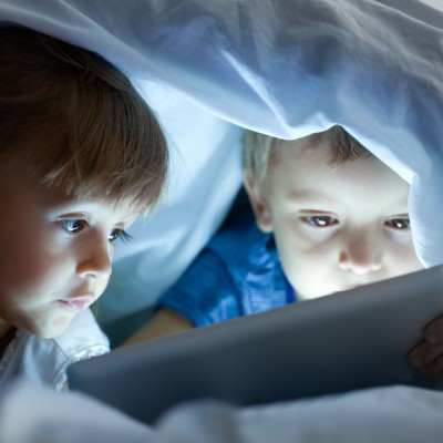 The Importance of Regulating Your Screen Time - The National Digest